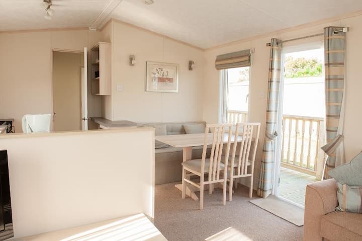 Caravan 21 Hurst View - Milford on Sea