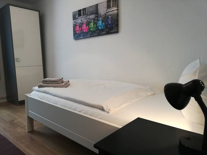 Einzelzimmer Zentral - Tv, Wlan, Schreibtisch - Rendsburg