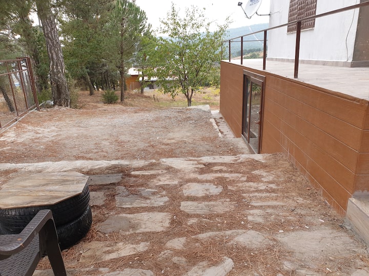 Mountain House In A Forest Village - Torbalı