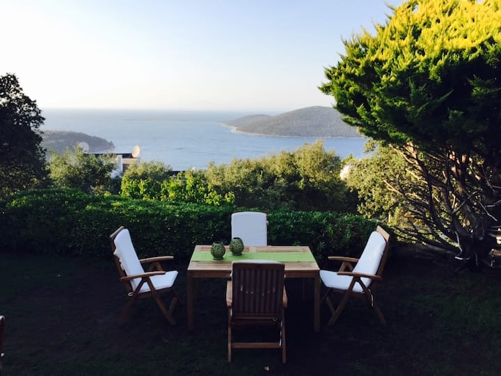 Summer Villa With Big Garden And Stunning Sea View - Gündoğan