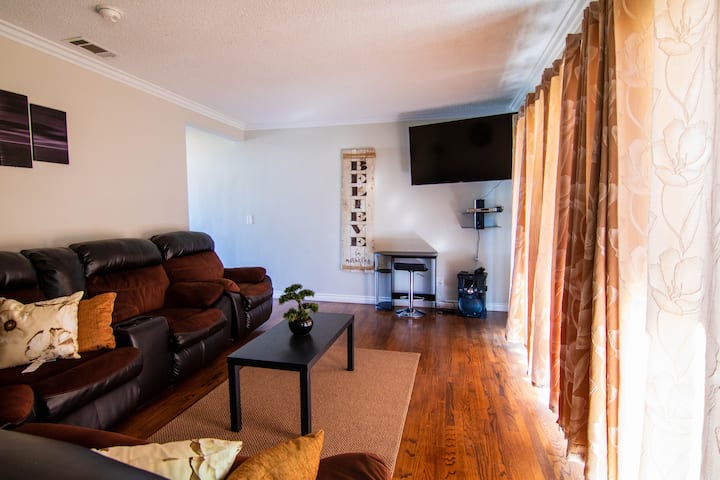 L.a. County Canyoncity Azusahome For9ppl - West Covina, CA