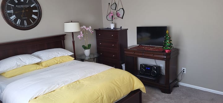 Welcoming Guest To Our Nest - Castle Rock, CO