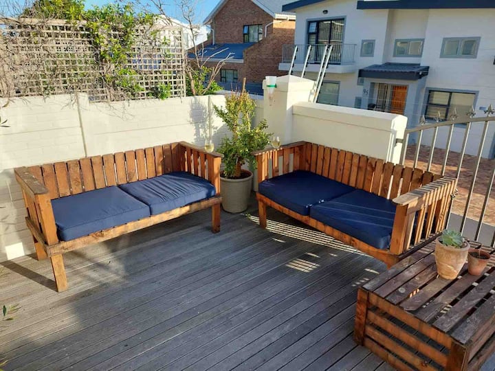 Stylish 3 Bedroom Apartment With Indoor Braai - Onrus