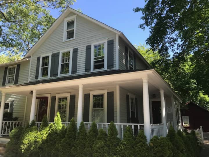 Guest Cottage In Rowayton - Norwalk, CT