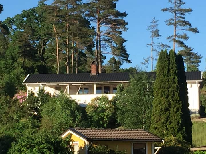 Cottage By The Sea And Forest In Ljungskile - Ljungskile