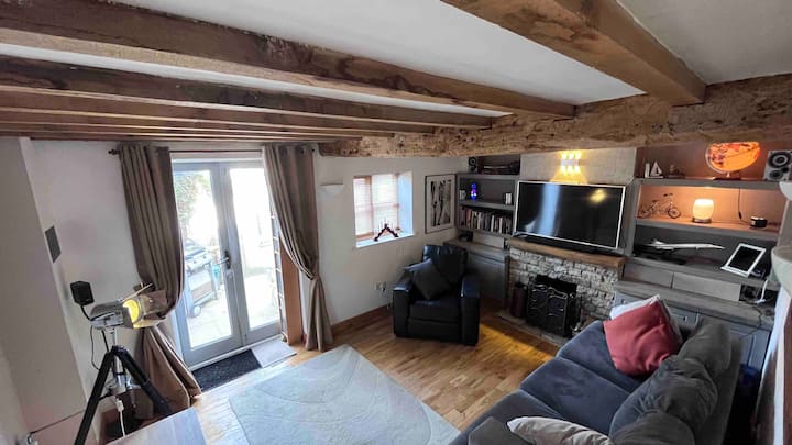 2 Bed Barn Conversion - Longer Stays Available - Moreton-in-Marsh
