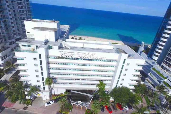 Ocean Front Home 1 - Miami Beach