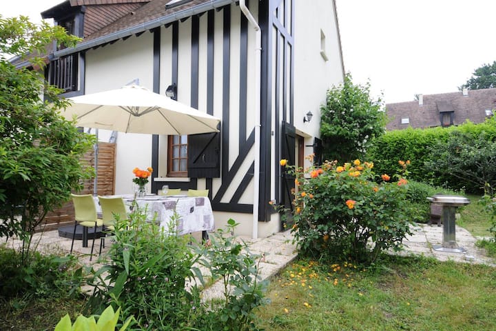 Maison Mer Jardin 4 Personnes - Cabourg