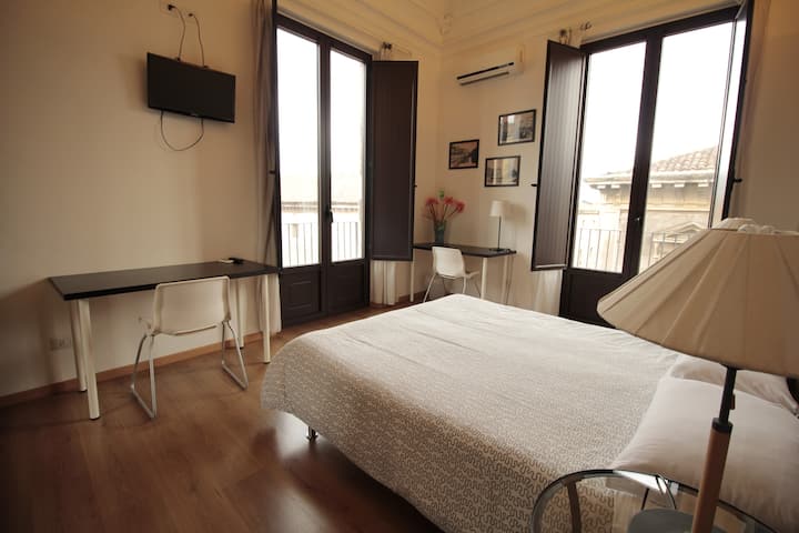 Appartamento Fino A 7 Posti In Pieno Centro! - Catánia
