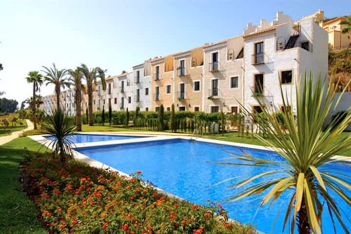 Townhouse With Parking And Pool- Costa Del Sol - Costa del Sol