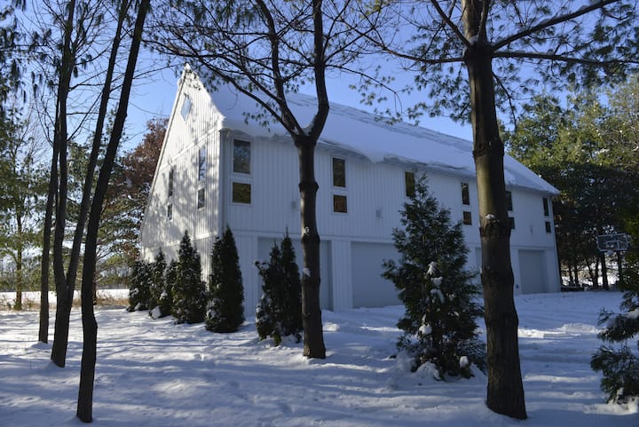 The Coach House - Champaign, IL