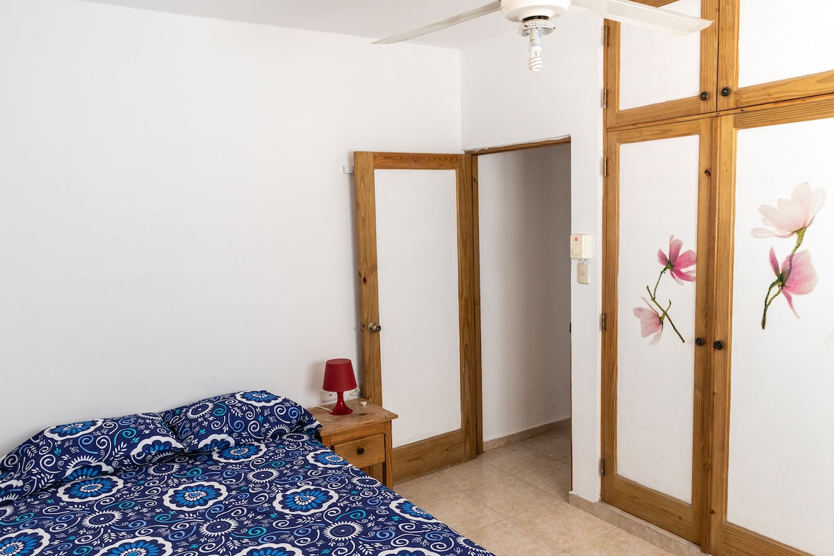MOPA'S HOUSE-DOUBLE ROOM WITH EXTERNAL TOILET - Houses for Rent in ...