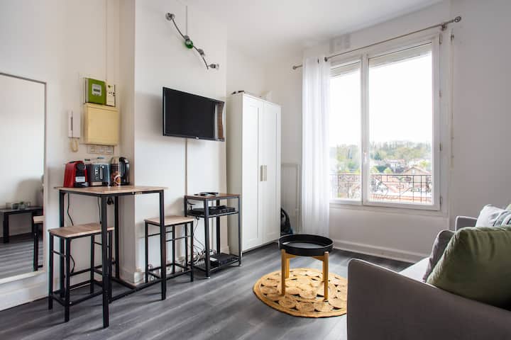 Studio Fonctionnel/ Centre De Rosny Sous Bois - Île-de-France