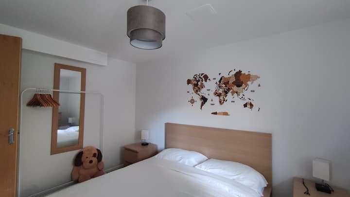 Cosy Double Room Retreat - Edinburgh