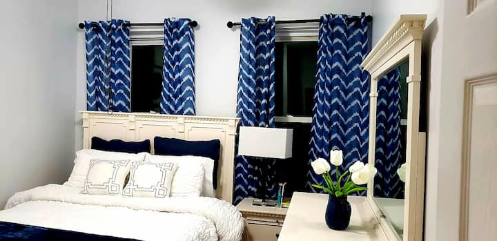 Loralisa's Flats - New York City