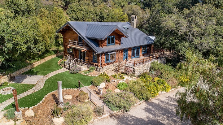 Lux Modern Lodge & Cabin, Redwood Spa, 1.5 Acres - Ojai, CA