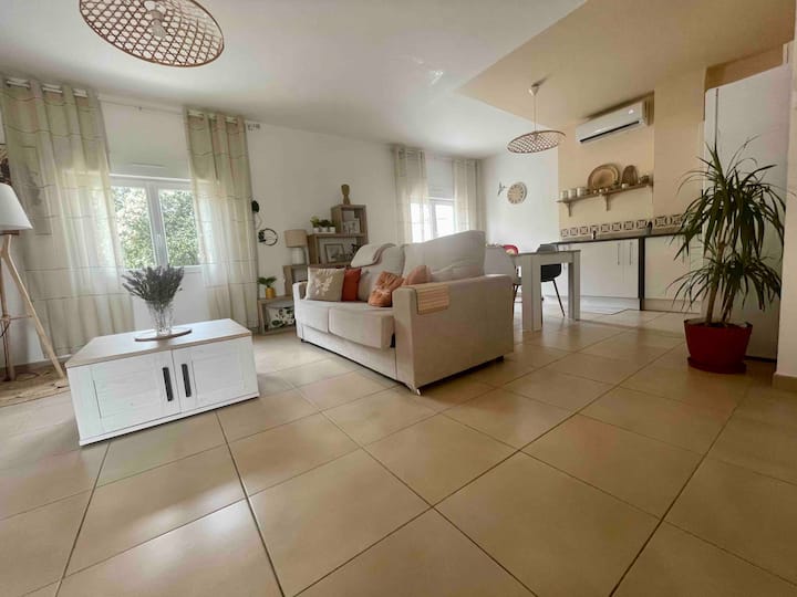 T2 Refait à Neuf
Calme Et Agréable - Narbonne