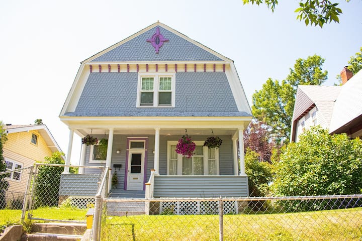 Modern Victorian - Livingston, MT