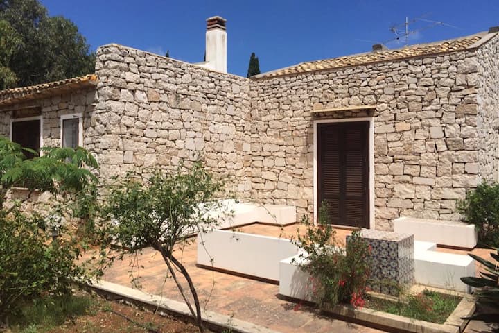 Casa Del Carrubo, With Access To The Sea - San Vito Lo Capo