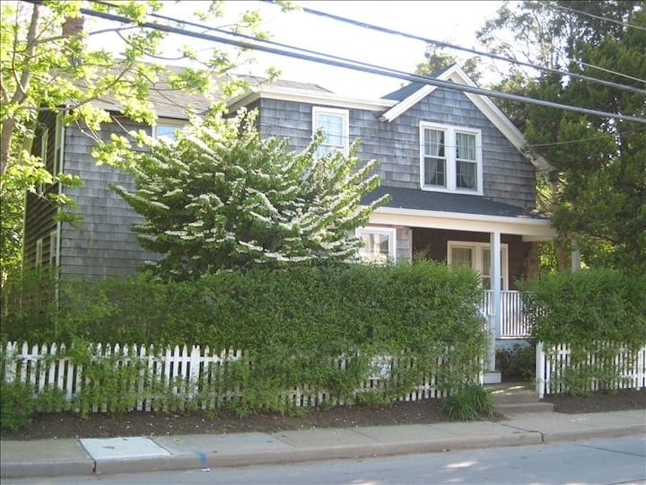 Charming 3bd/3bth E. Hampton Villag - East Hampton, NY