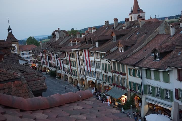 Loft En Ville Avec Vu Sur Le Lac De Morat - Murten