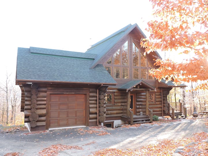 Chalet De Bois Rond à Mont Tremblant - Mont-Tremblant