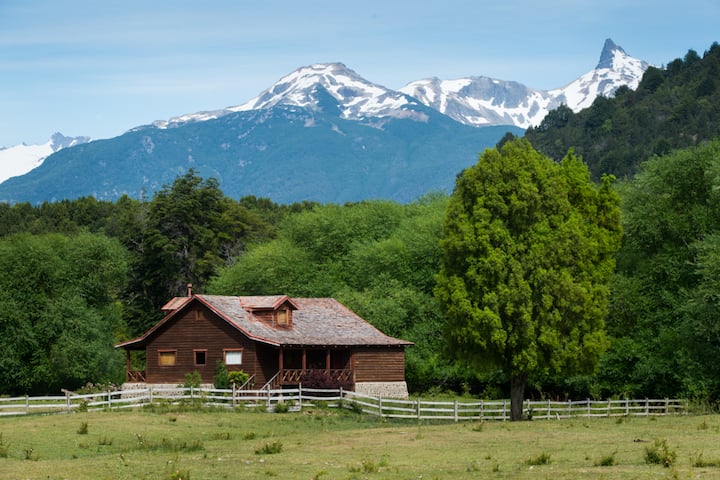 Stunning Lodge On Futaleufu River - Futaleufu