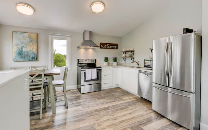 Brand New!! 2bd2bth Downtown:book Now! - Colorado Springs, CO