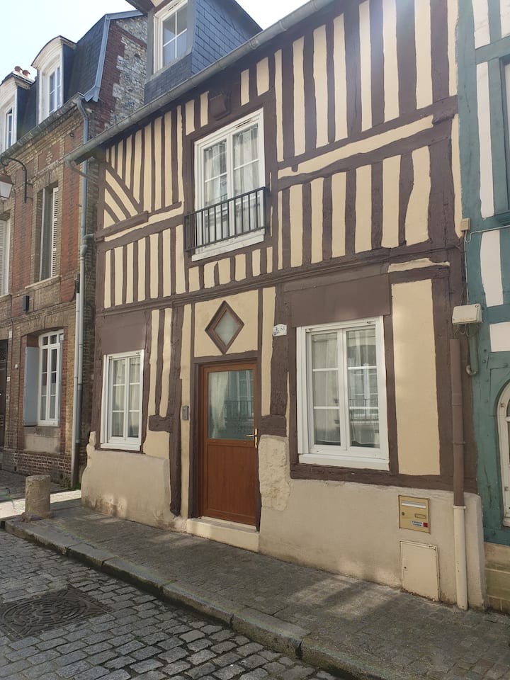 Au 53  Plein Centre De Honfleur - Honfleur