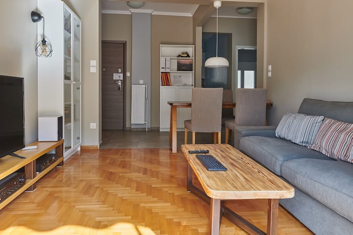 Conpap Modern & Sunny Apartment - Athènes