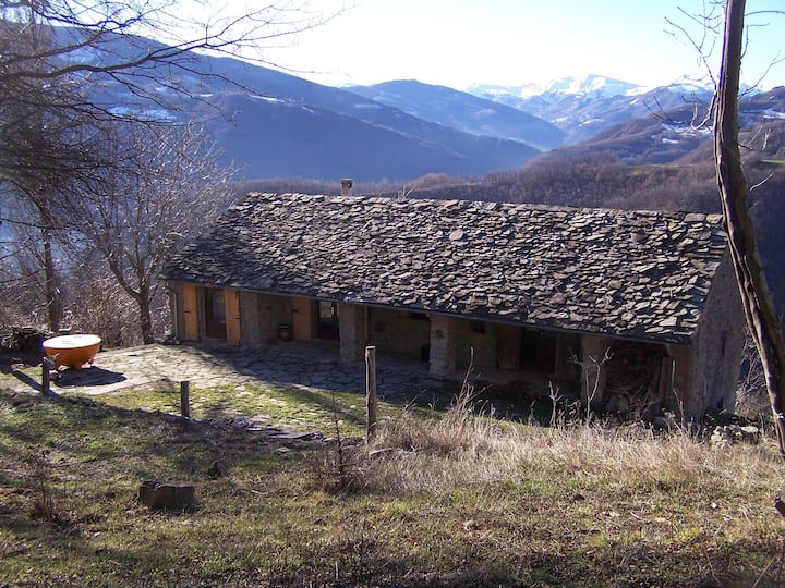 Idyllisches Natursteinhaus 18. Jh. - Fiumalbo