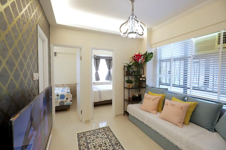 Mtr Cozy Comfortable Apartment In Heart Of Centre - Hong Kong
