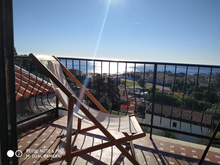 Attico Mare Bellavista        Citra 008031 Lt 0738 - Imperia