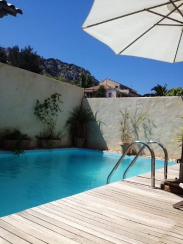 Maison Entre Mer Et Collines - Marsiglia