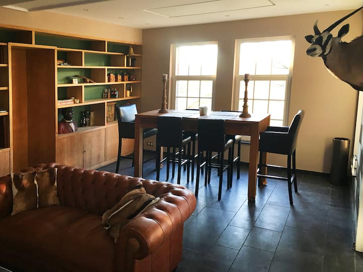Gîte Wengé Lodge (2 Adultes + 2 Enfants) - Ottignies-Louvain-la-Neuve