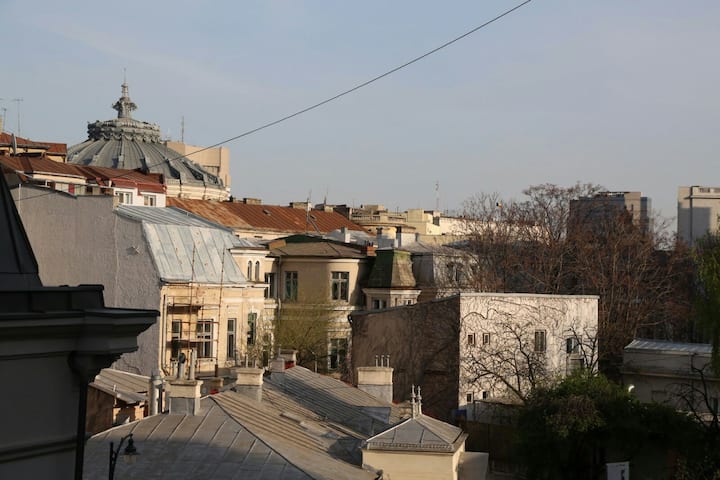 Charming Apartment In The Center! - Bucarest