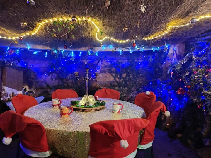 Atoa Atoa: Un îLot Dans Le Jura - Poligny