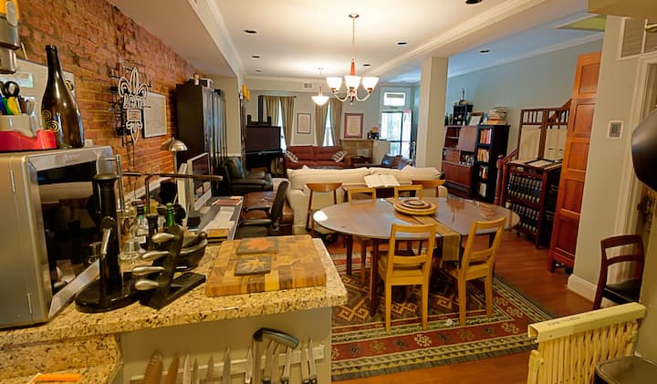 Upscale Private Close To Everything - Washington, D.C.