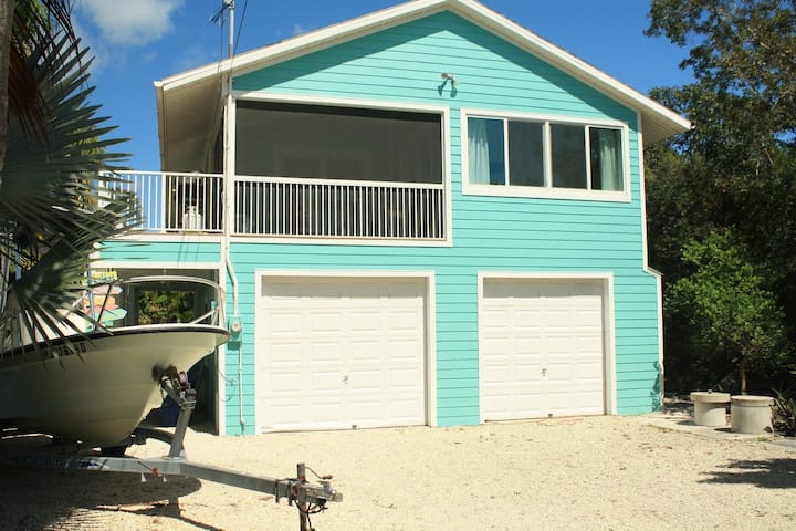 Canal Front 3/2 On Ramrod Key - Big Pine Key, FL