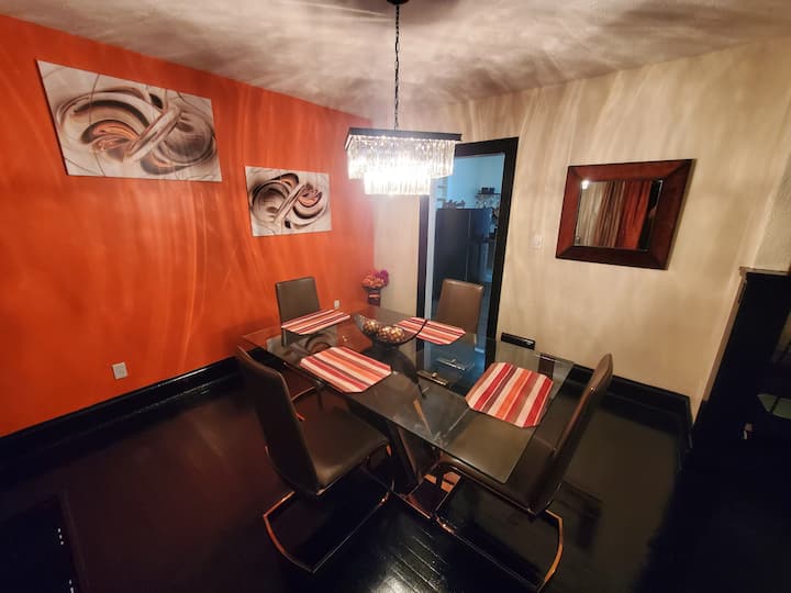 Angelic Vibes. The Urban Experience - Cleveland