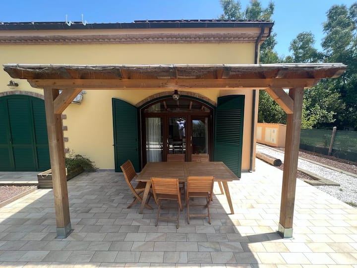 Casa Shanti Bhavan A Cecina - Cecina