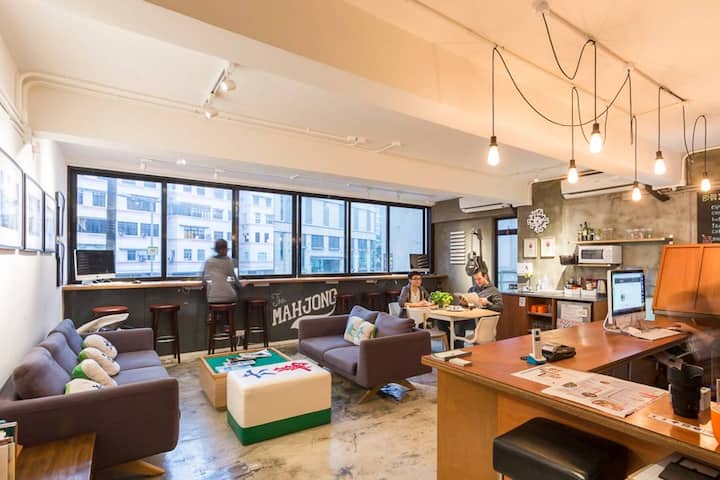 "New Min 4 Nights"1.6 Sleep In A Pod In Hong Kong! - Hong Kong