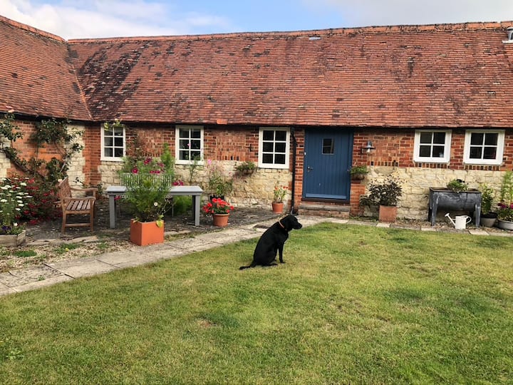 A Converted Cow Byre In Quiet Isington. Sleeps 2 - ウィック