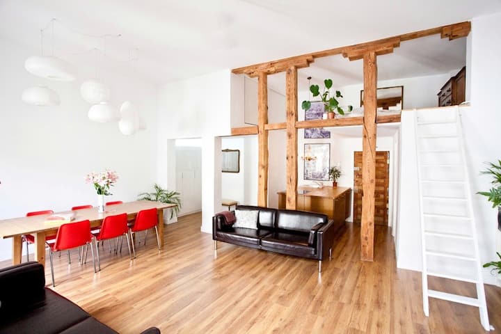 Loft In Plaza Mayor With High Ceilings - Madrid