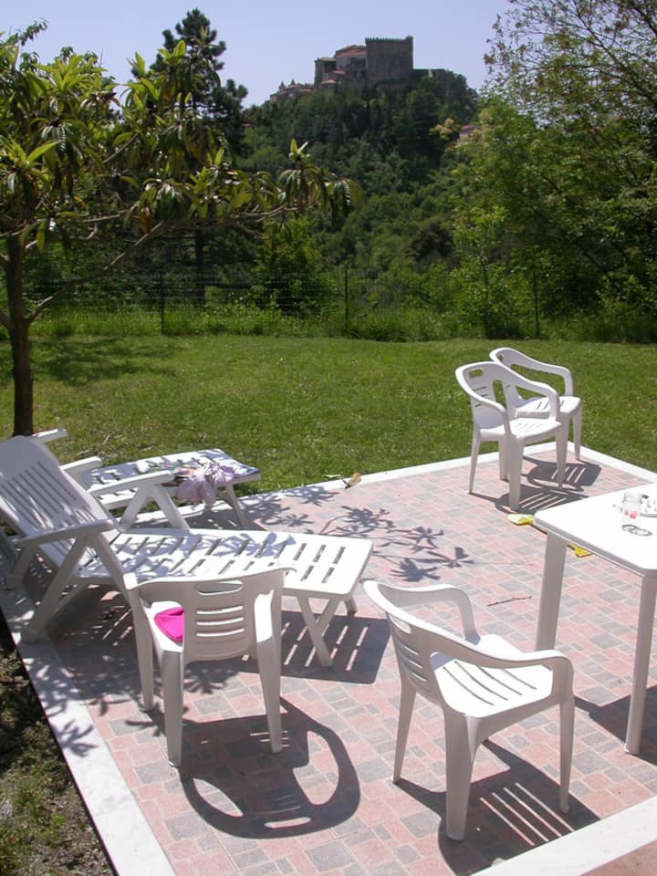 Family House With Garden - Carrara