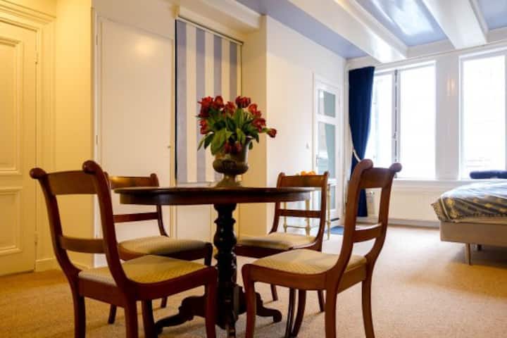 Canal, Spacious And Quiet Studio, Gr Floor - Amsterdam