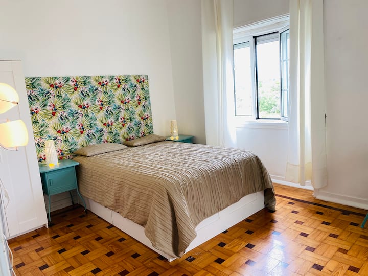 Estudio Equipado No R/c Para 2 Pessoas - Coimbra