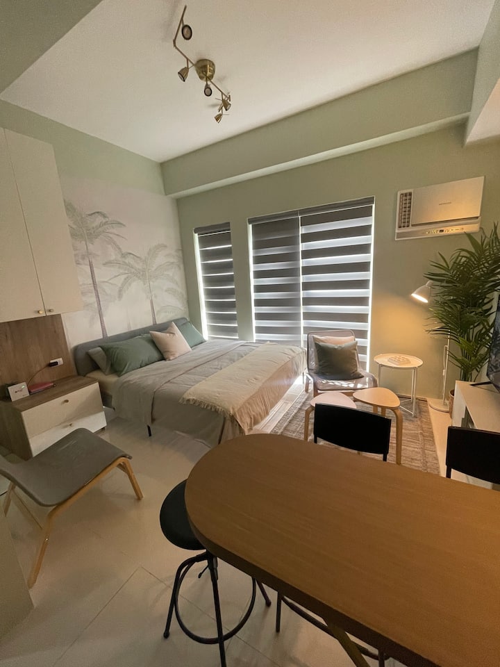 Relaxing Interior Designed Condo : Free Pool Stay - Cuba