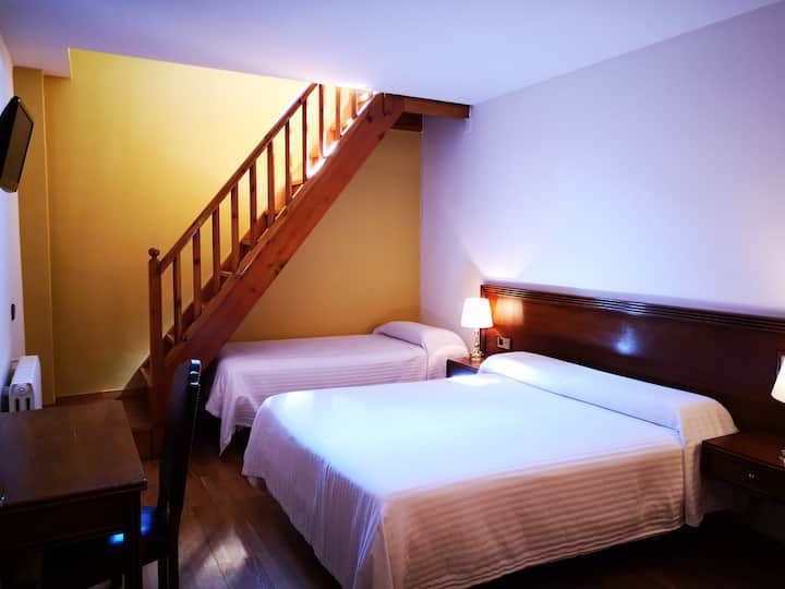 Hotel Sta. Bárbara 3* Duplex Para 4 Personas - Andorra la Vieja