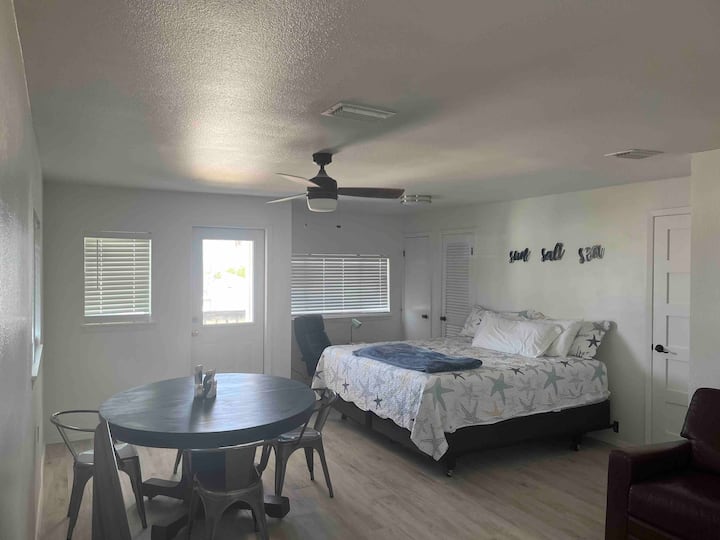 * Cozy Studio* Backyard On Bay*port Isabel - Port Isabel, TX